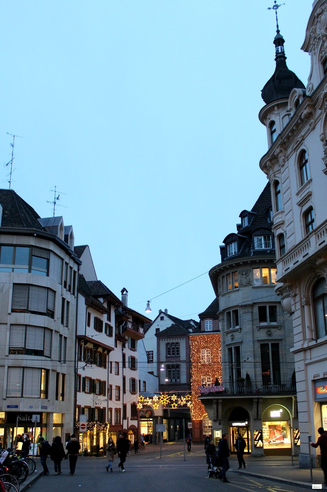 a walk through downtown historic Basel // Switzerland | Caravan Sonnet
