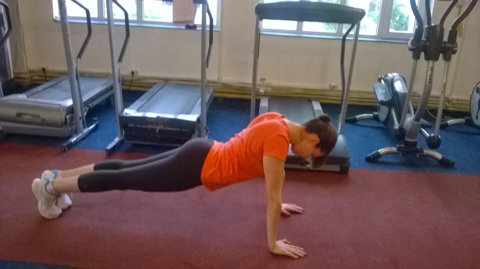 instructor(antrenor personal) de fitness si culturism: exercitii pentru ...