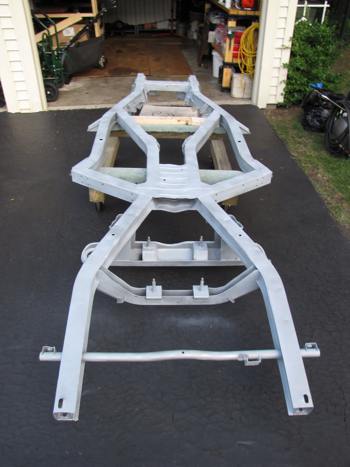 Tripp's TR6: Frame Prep and Paint Time