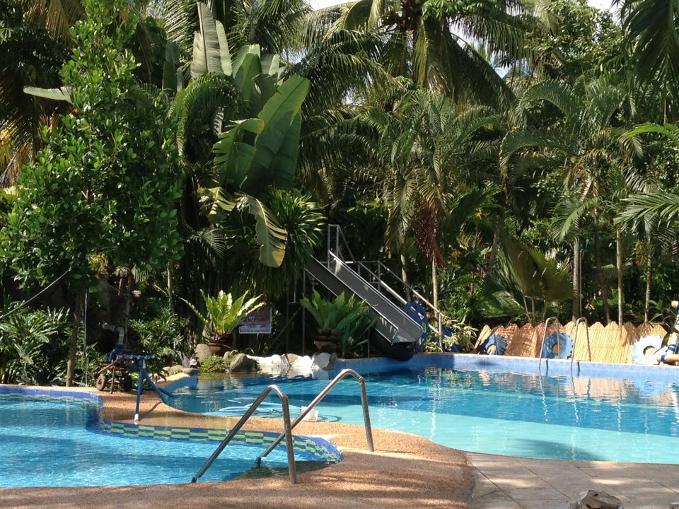 DAVAO IS MY PLACE: MIDORI FARM-RESORT: Summer Sun. Ice Cold Water Fun