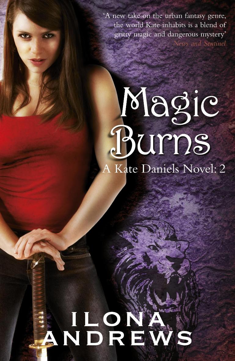 Feeling Fictional: Review: Magic Burns - Ilona Andrews