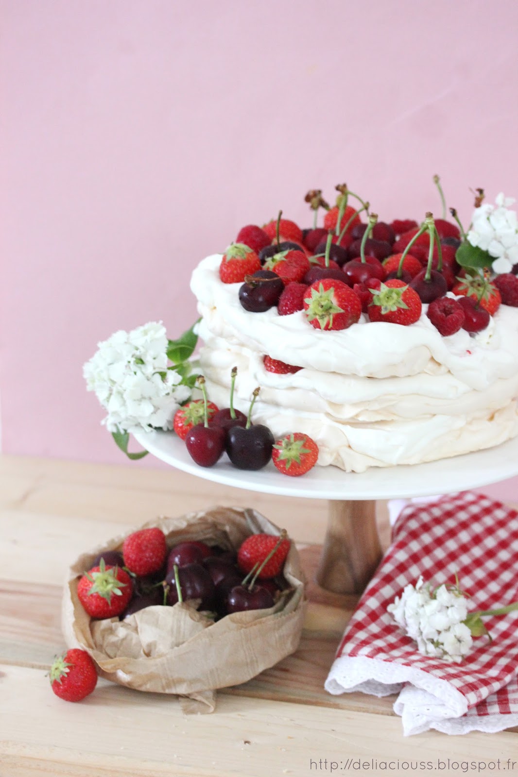 La pavlova aux fruits rouges : trois étages, trois fois plus de ...