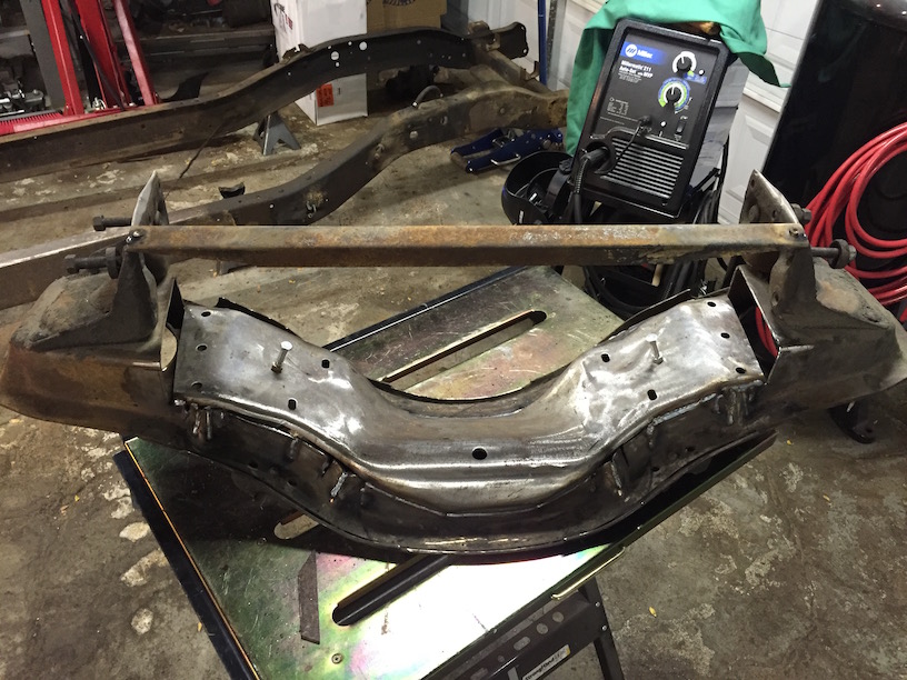 66 C10: Pancaking front crossmember.