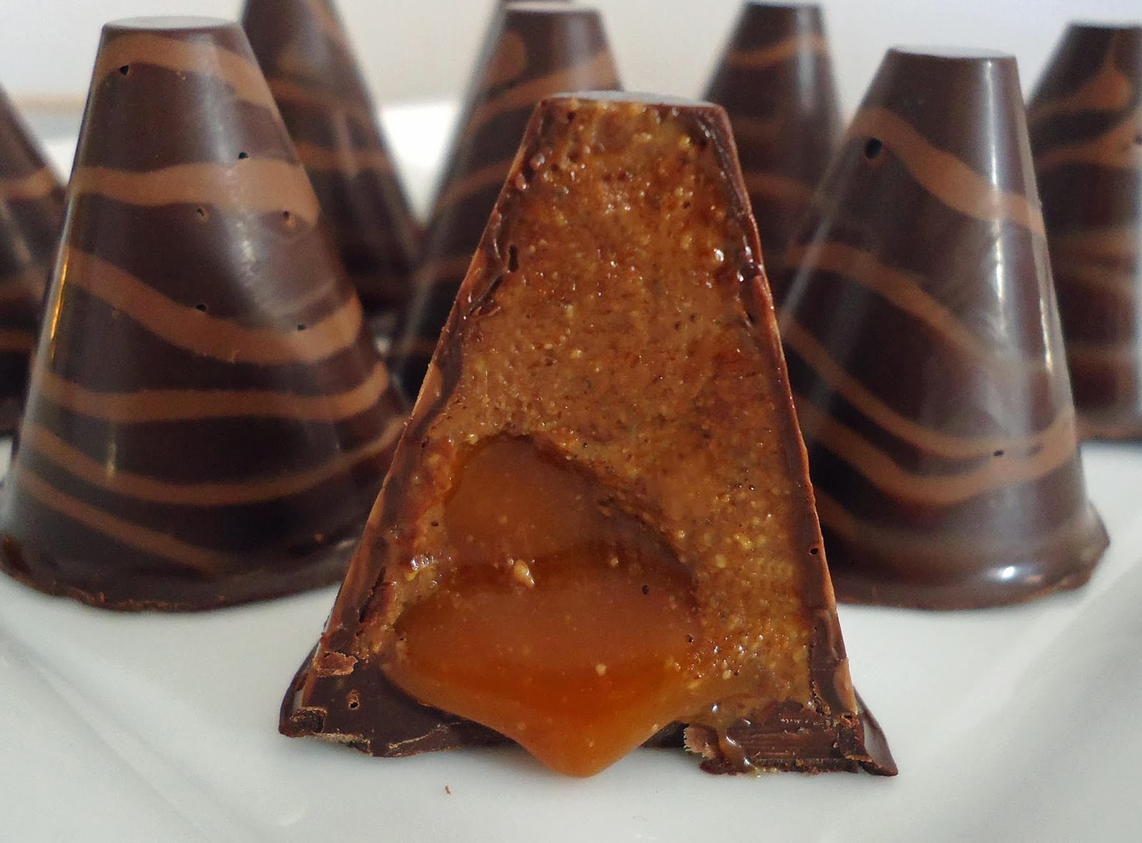 MiniCuisine: Cônes au praliné amandes-noisettes et caramel salé