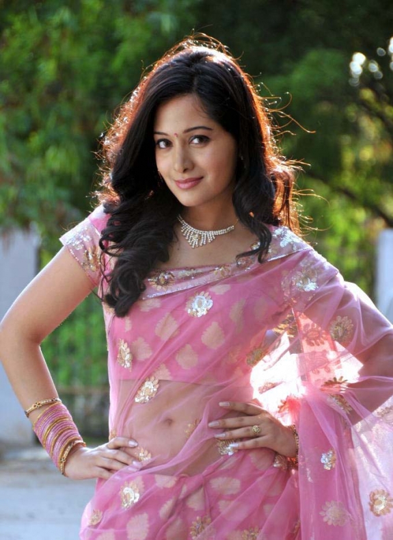 Preetika Rao Beautiful Stills In Saree ~ T2BOLLY