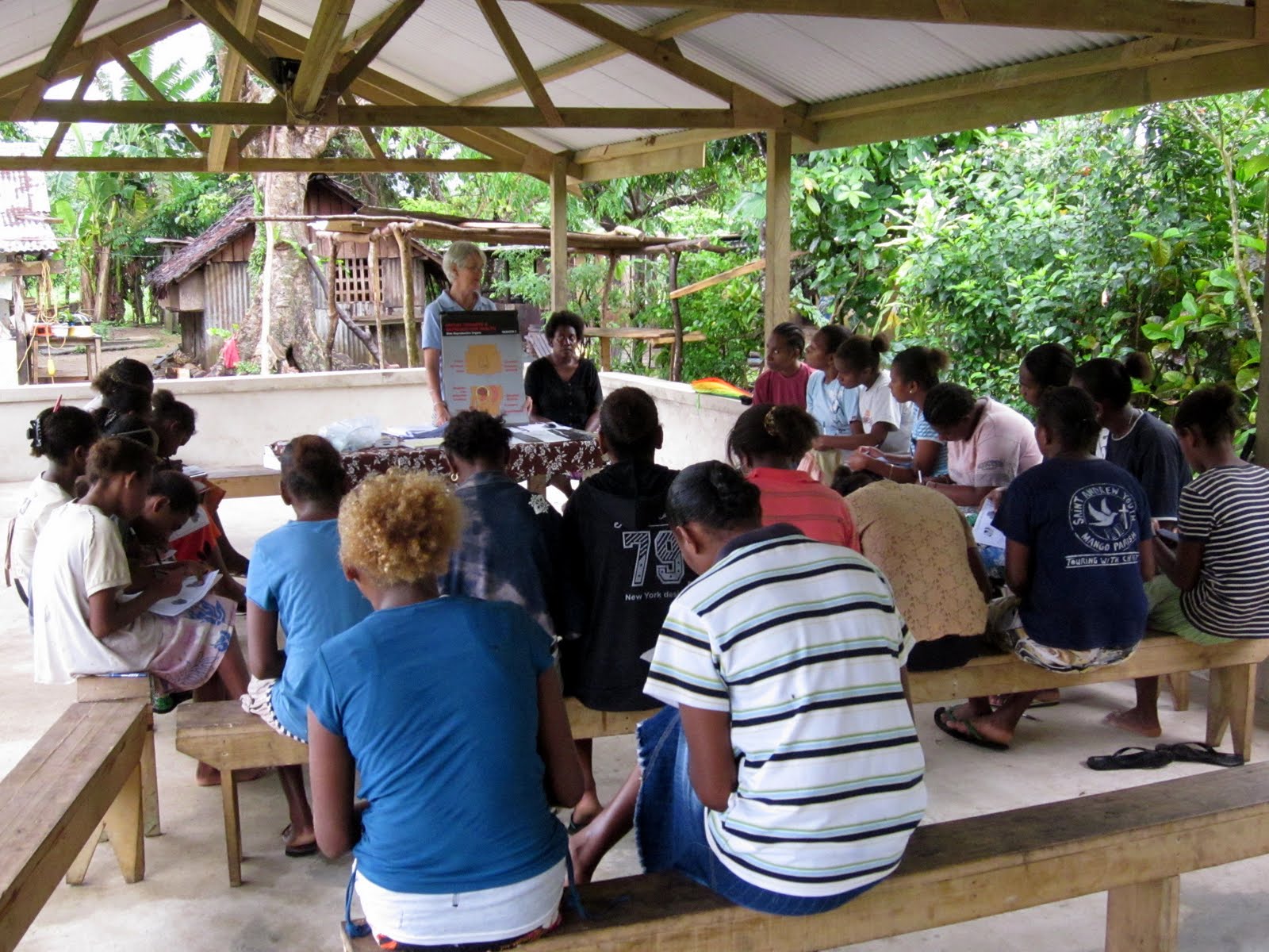 Vanuatu: Teenage pregnancy workshops