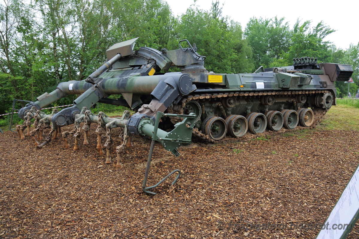 2016.06.11 Trier, Germany, Tag der Bundeswehr, WTD 41 | Krisztián fotói