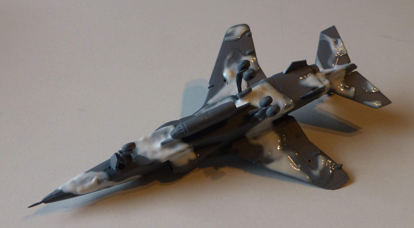 Yet another plastic modeller: Liquid masking - 3 options tested