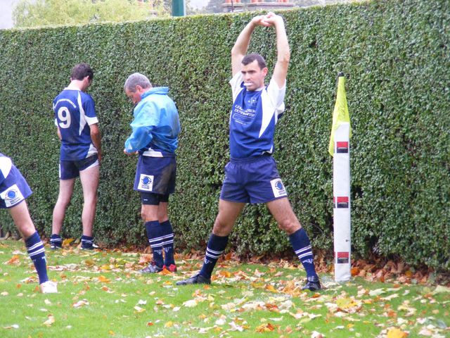 Male desperation, peeing, and wetting