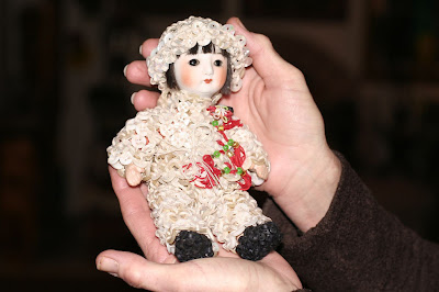 P8 Buttons & Fabrics: Button Wednesday : Halina, The Button Sculptor