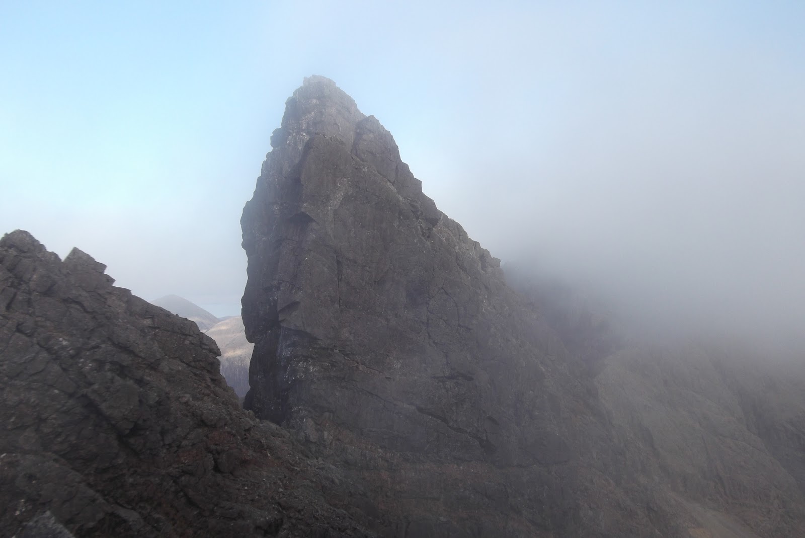 Davie Scott's Blog: 23.10.12 - Pinnacle Ridge, Sgurr nan Gillean
