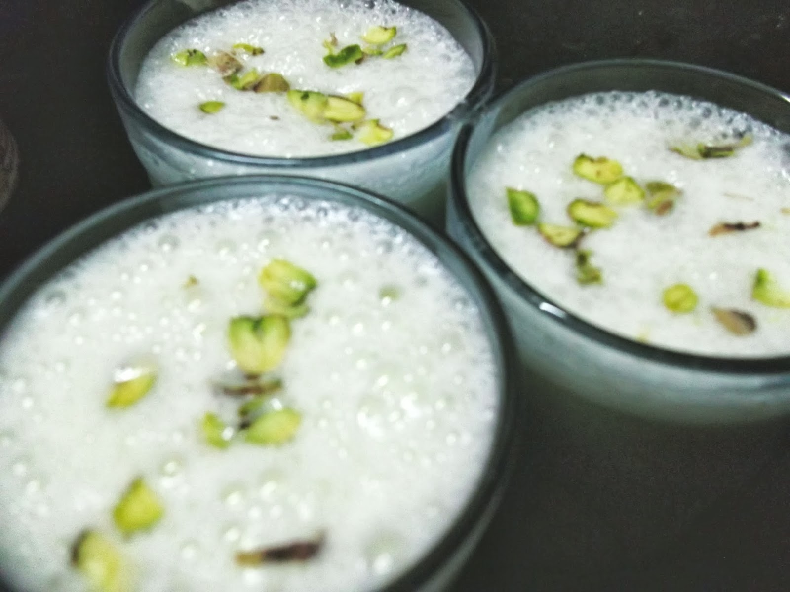 ELAICHI KESAR PISTA LASSI | Sweets & Spices