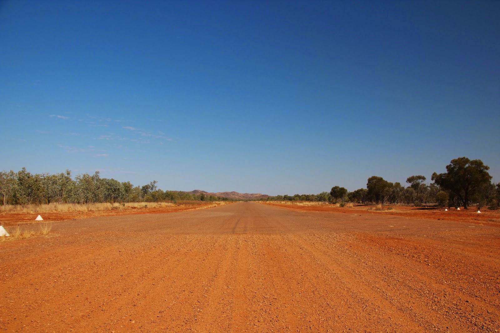 Kirb's Line: Kajabbi and Dobbyn.