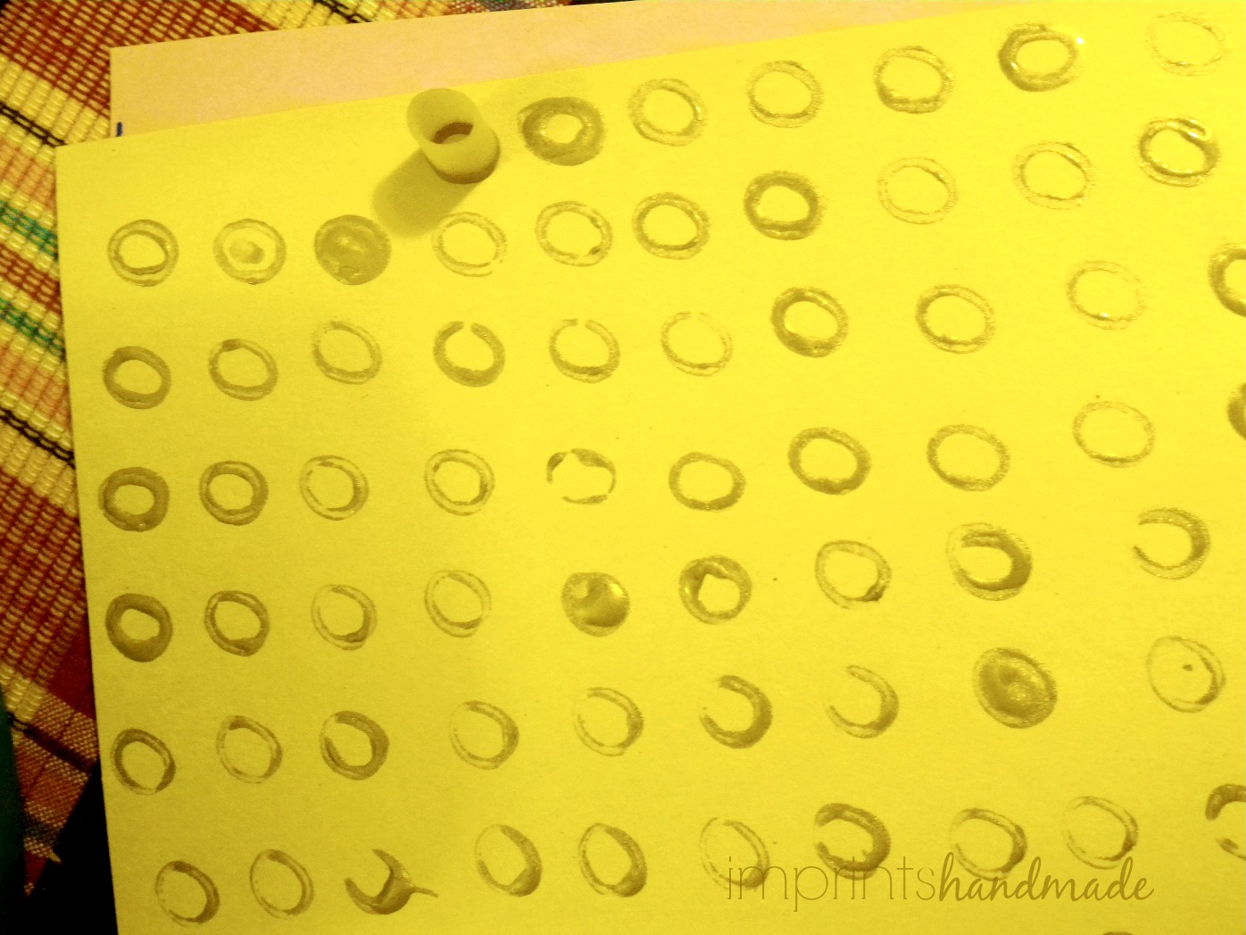 imprints handmade: DIY patterned paper to wrap small gifts