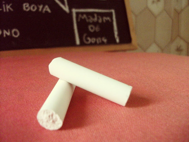 Madam Dö Gonç: Mantar Panodan Kara Tahtaya