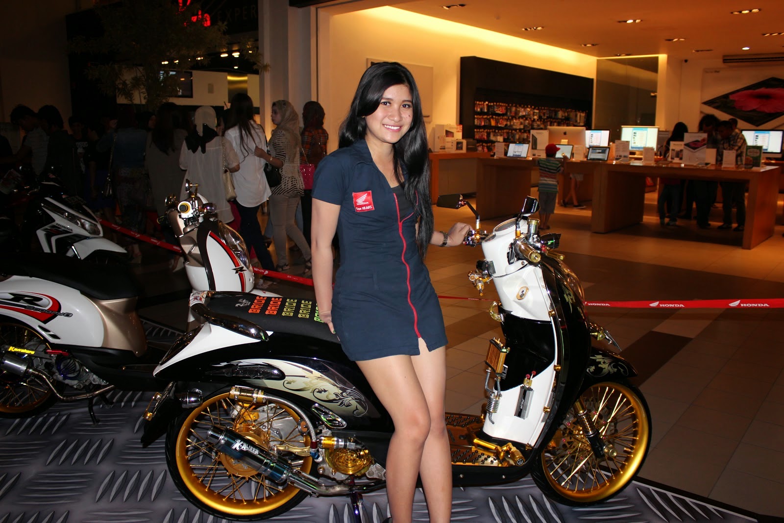 82 Gambar Modifikasi Motor Honda Scoopy 2015 | Kumpulan Modifikasi ...