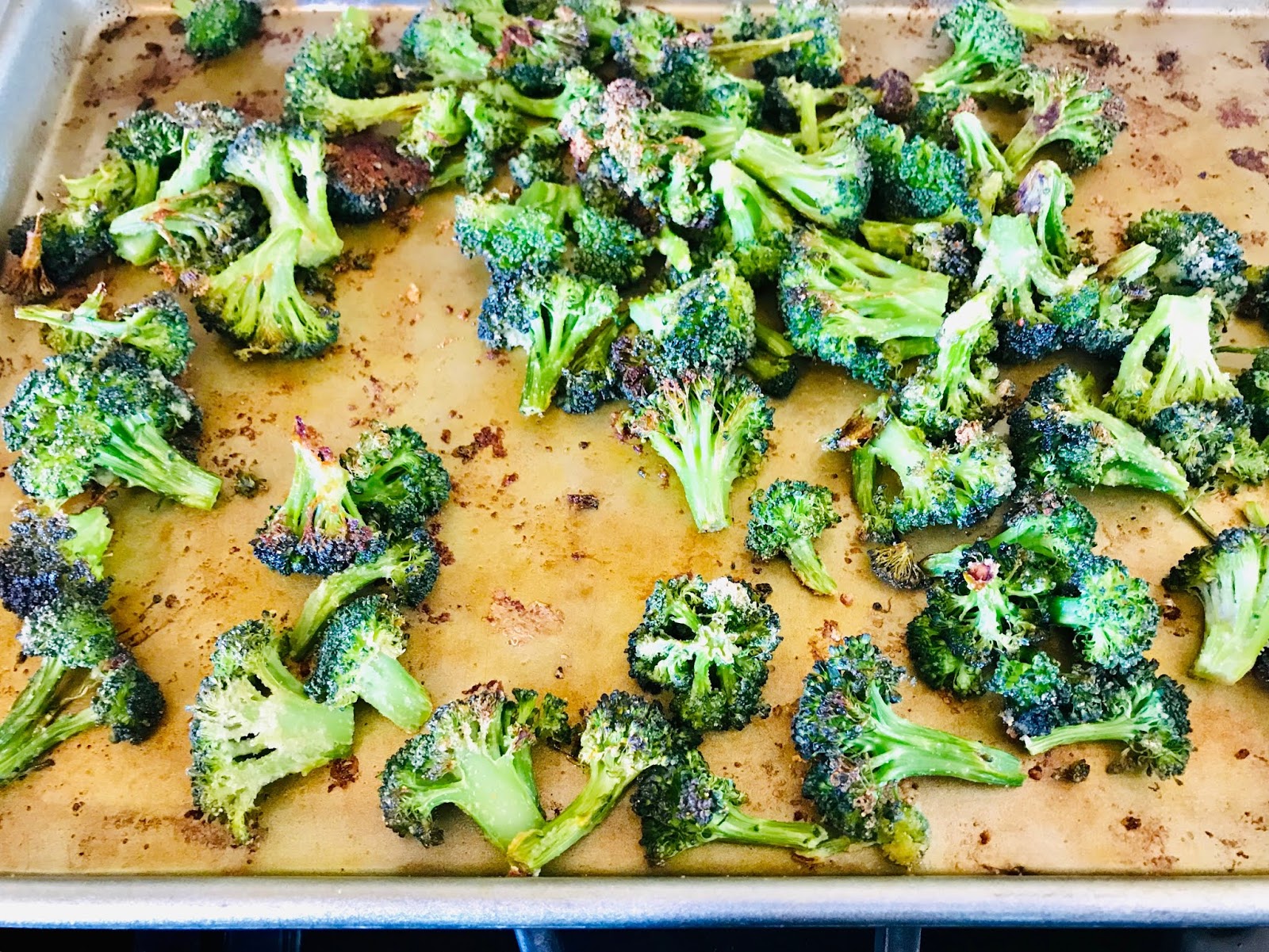 Roasted Broccoli Bowl with Rosemary-Glazed Tempeh and Spicy Garlic ...