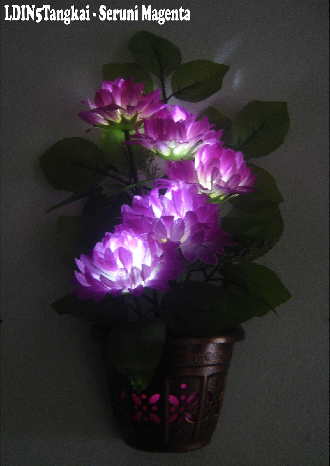 Lampu Bunga Unik _ Khomsta'as : Lampu Dinding 5 Tangkai - Seruni