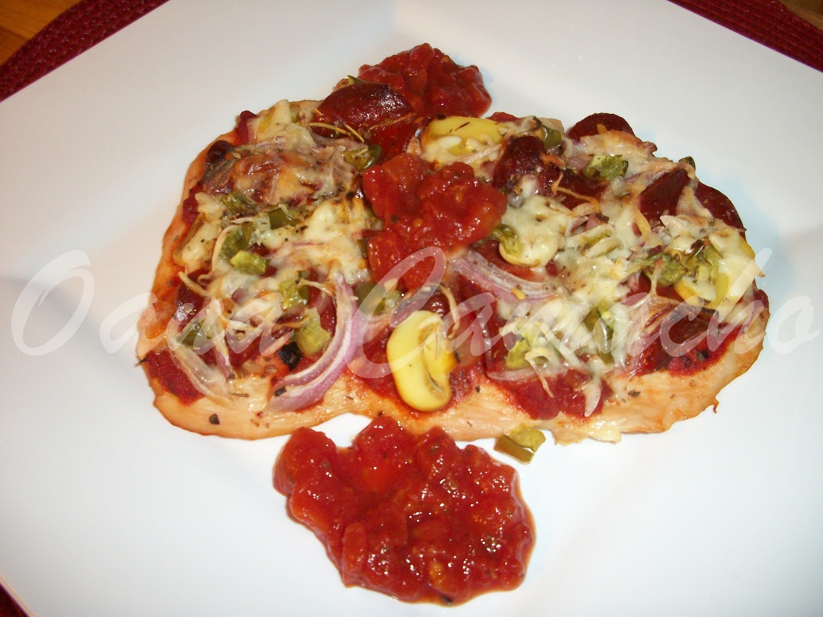 Cooking with love ! : "Pizza" de pui fara blat ( Chicken "pizza ...
