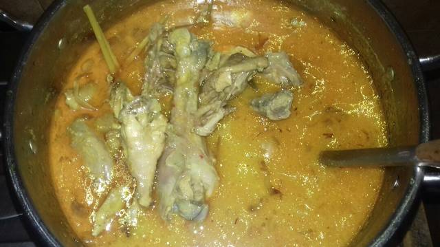 Resep Kare Ayam Kampung Bikin Mupeng - Masak Yuuk