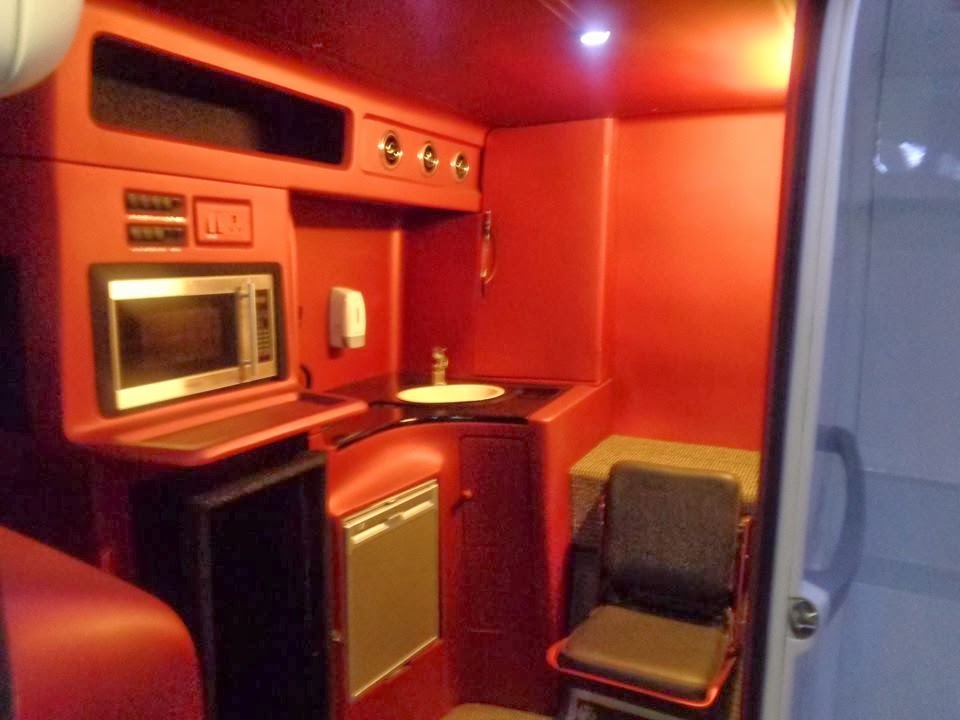 7 Star Bus Service in India