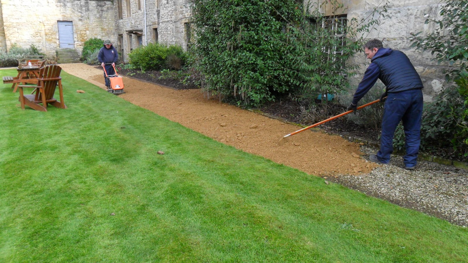 Worcester College Gardeners: A New Hoggin Path In The Fellow's Garden