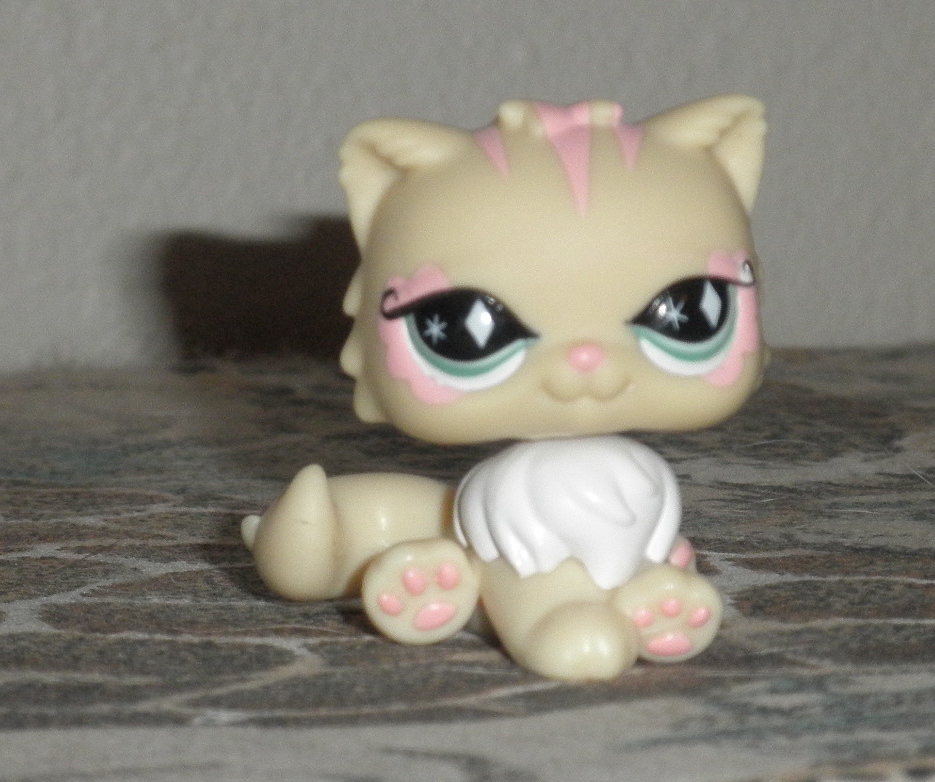 Collectomania: LPS Cats