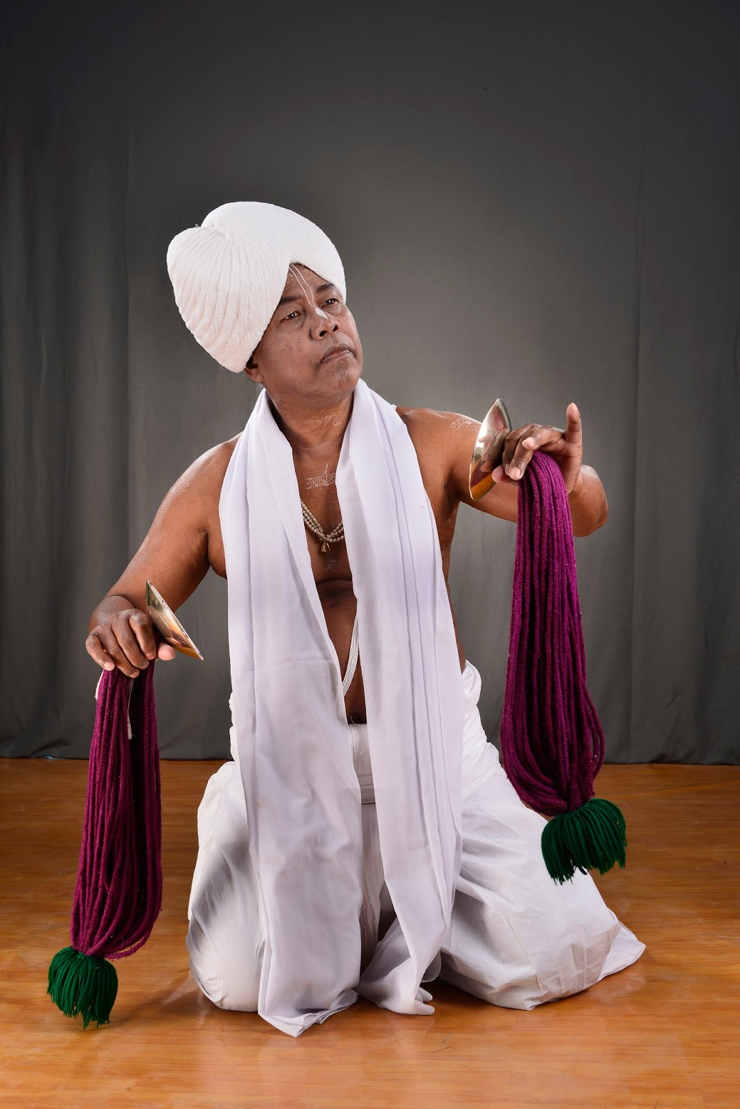 Kameshore's articles: LEIMAPOKPAM LAKPATI -- a Popular Ritual Singer