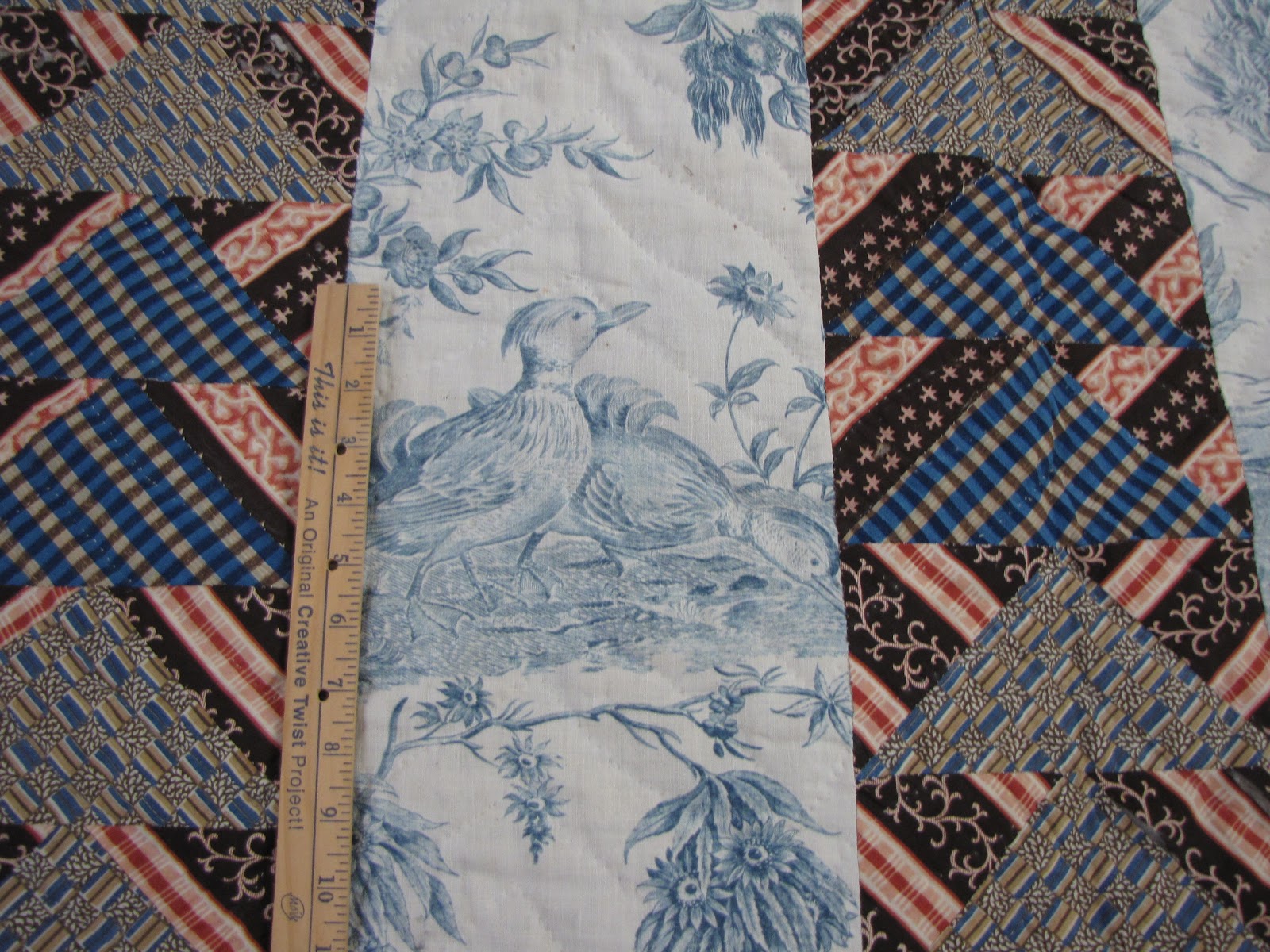 Textile Time Travels: Antique Bird Toile Quilt - Modern Makeover