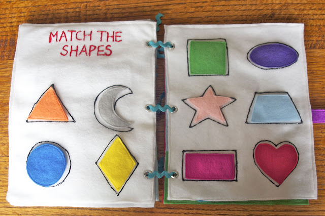 The Quiet Book Blog: Amy's quiet books