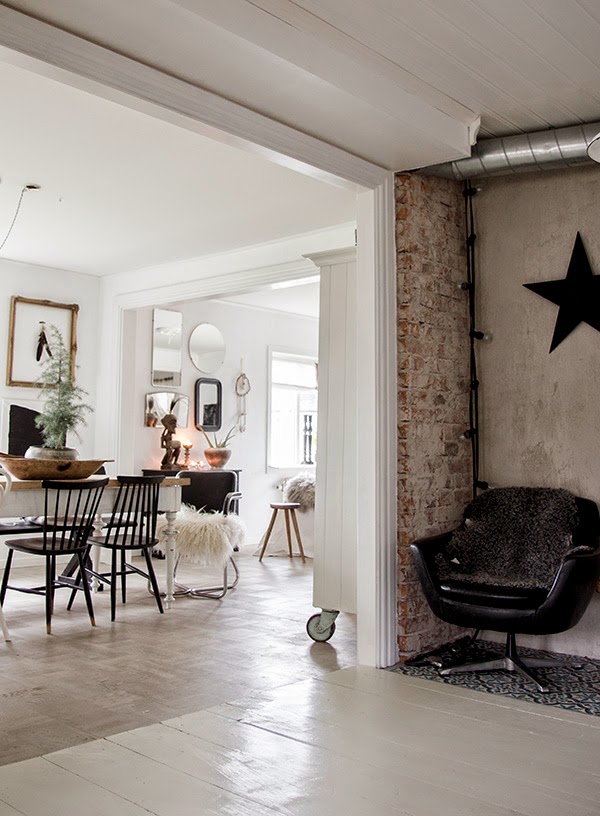 Vintage House: OPEN SPACES