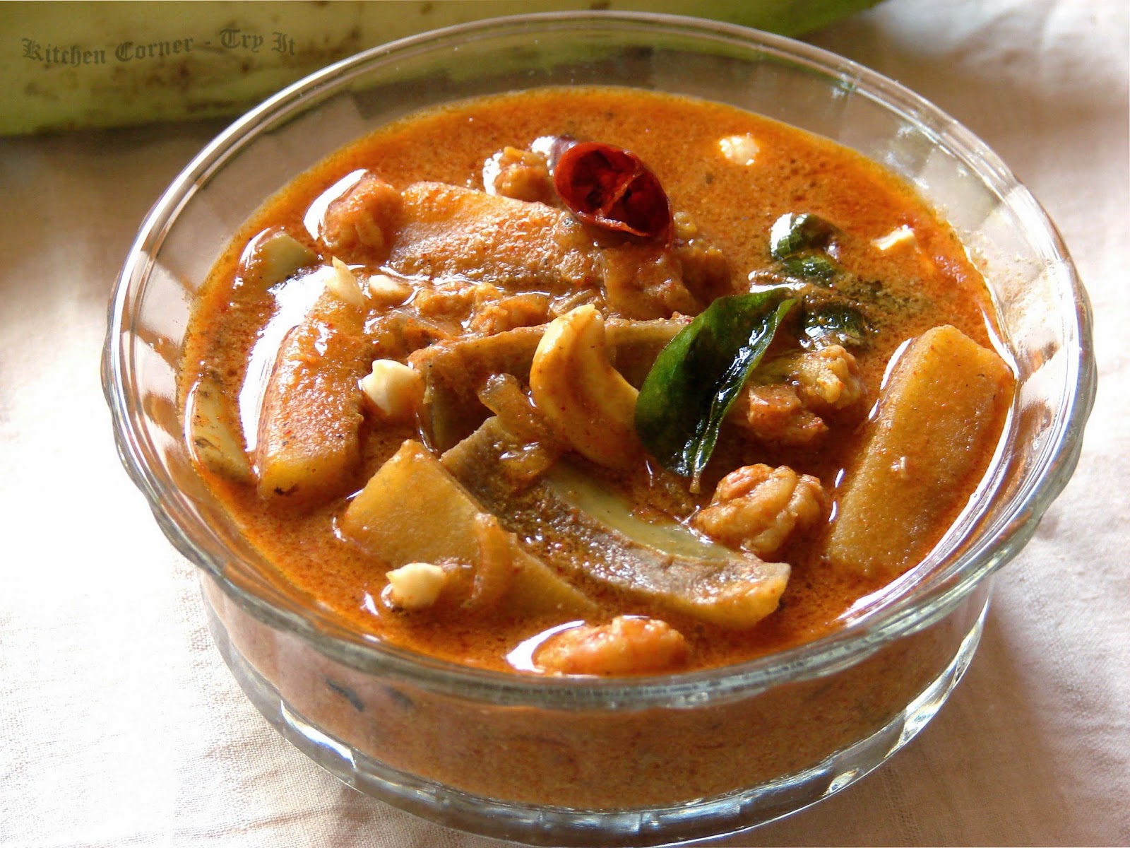 Chemmeen Ethakka Curry