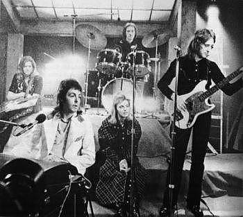 1973: Wings' 'what if'-album Red Rose Speedway - macca-news