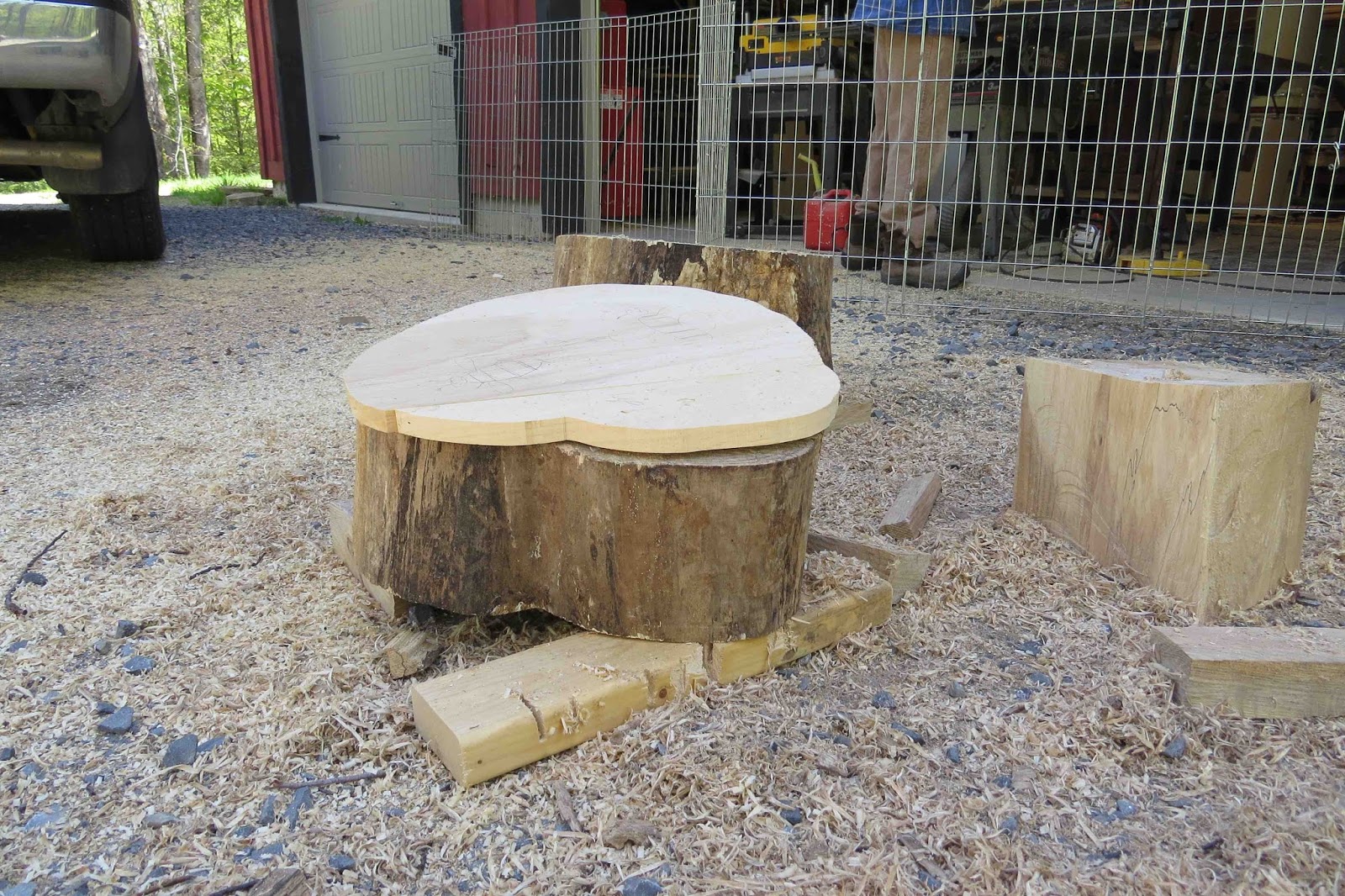 Beech House: Making a log bee hive