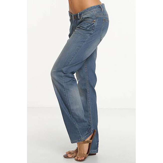 Only women secrets: 10+ Elegant-Looking Blue Jeans Designs