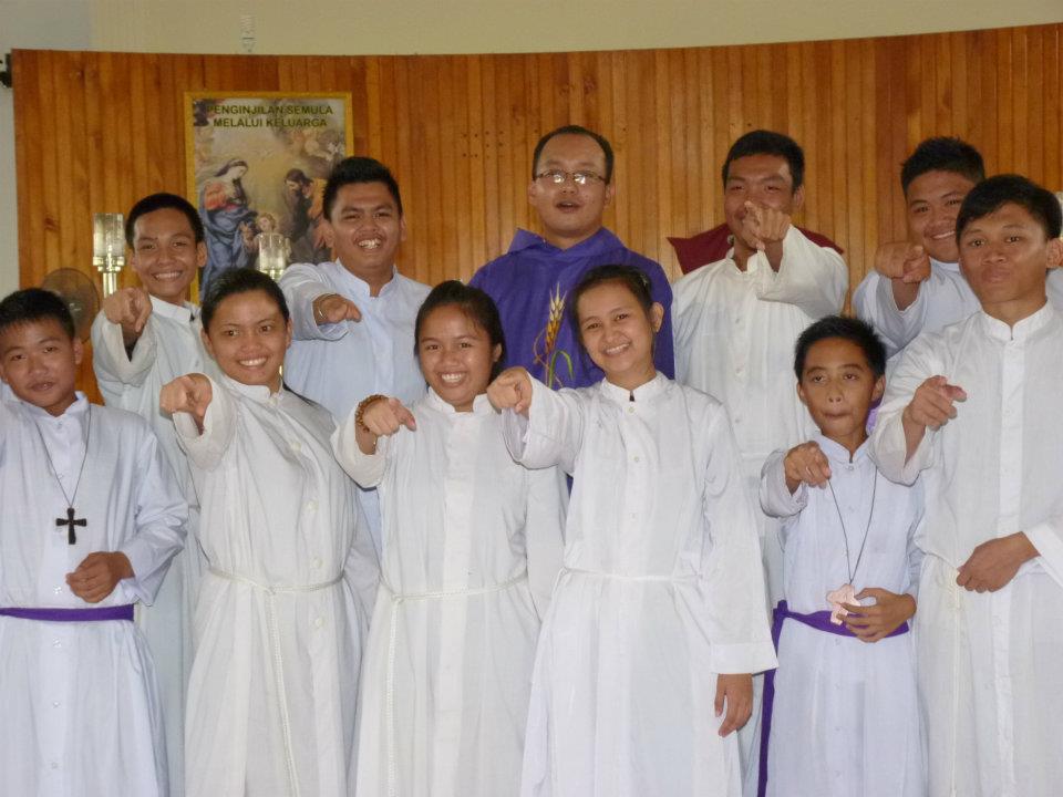 Komiti Pelayan Altar Paroki St. John Tuaran: March 2012