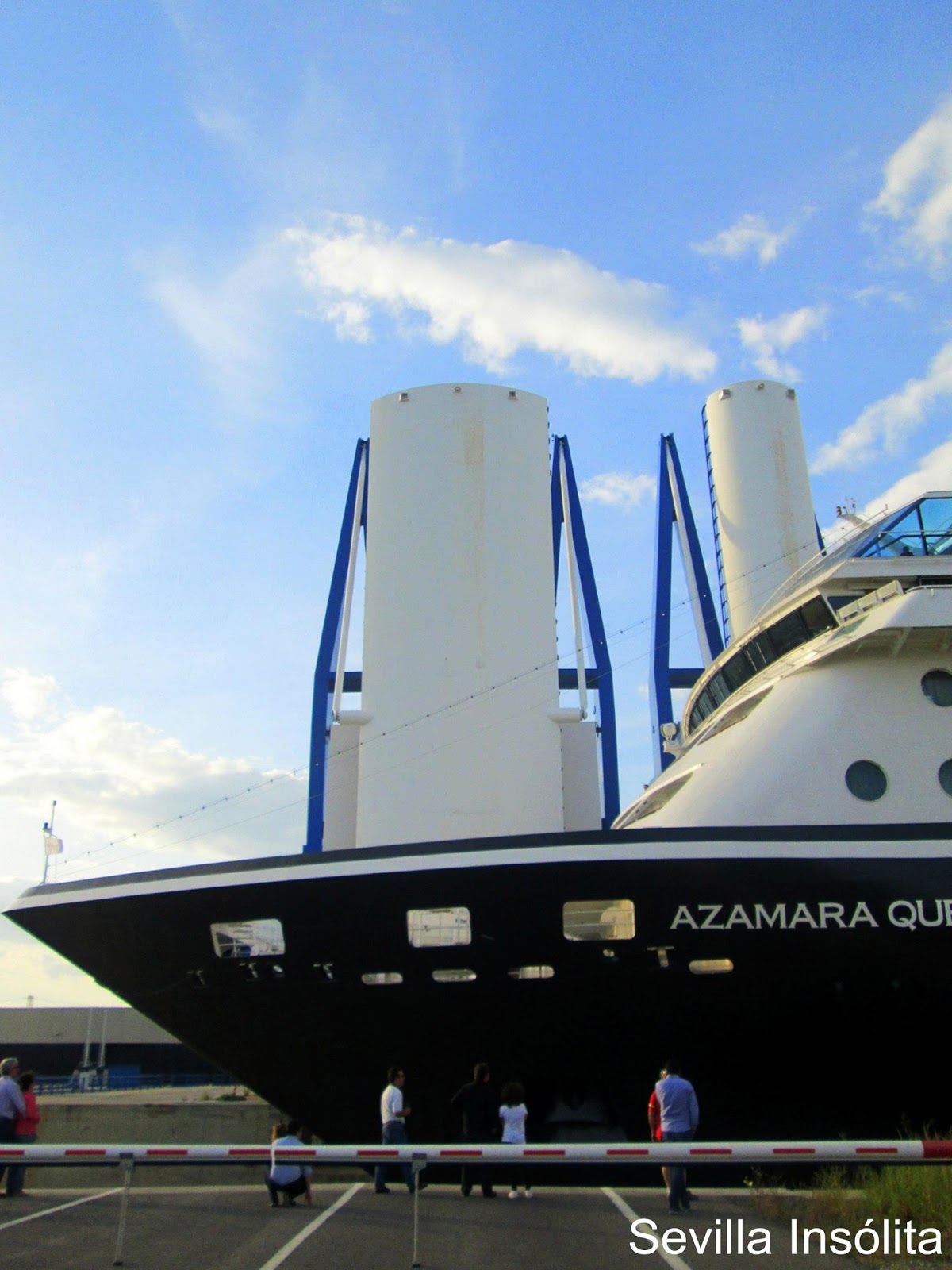 Cruceros en Sevilla: Azamara Quest y MS Deutschland
