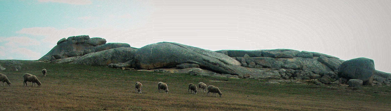 Geelong Visual Diary: Dog Rocks Batesford