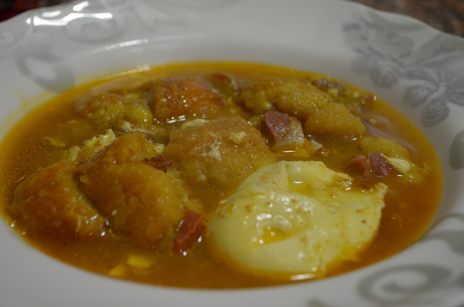 COCINAR CON "C": SOPA DE AJO COLORADA