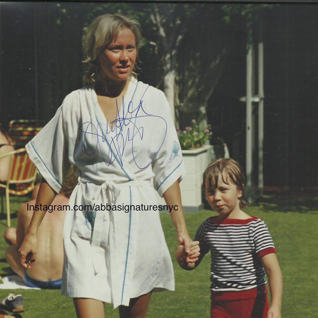Abba fan: Agnetha and Linda