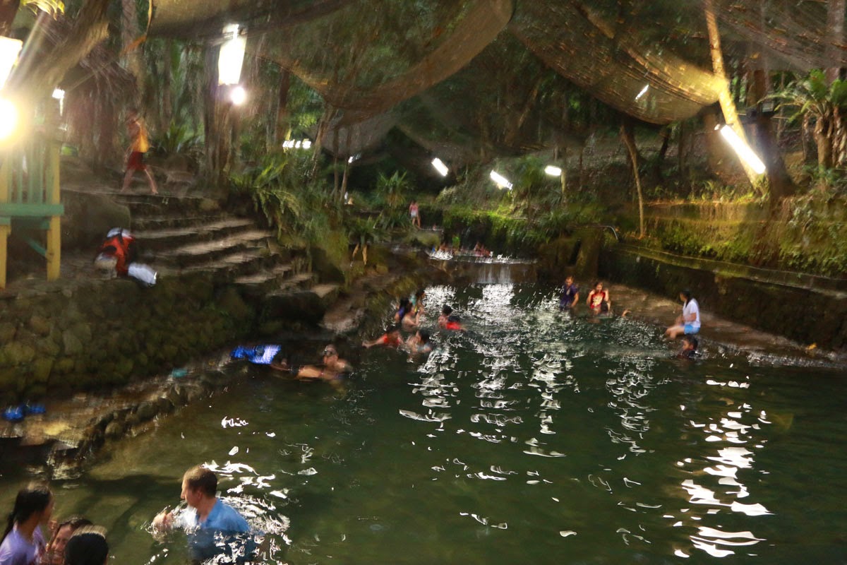 TravelWithShark: Ardent Hot Spring ~ Camiguin Island