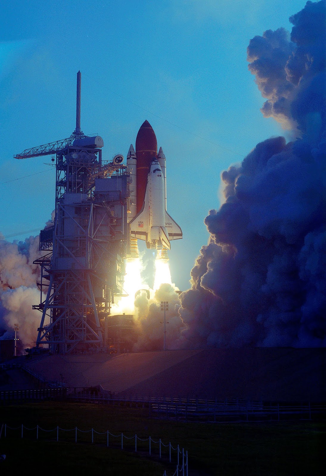 Welcome to RolexMagazine.com: Lloyd Blaine Hammond The Earlist Rolex Aboard A Space Shuttle Mission