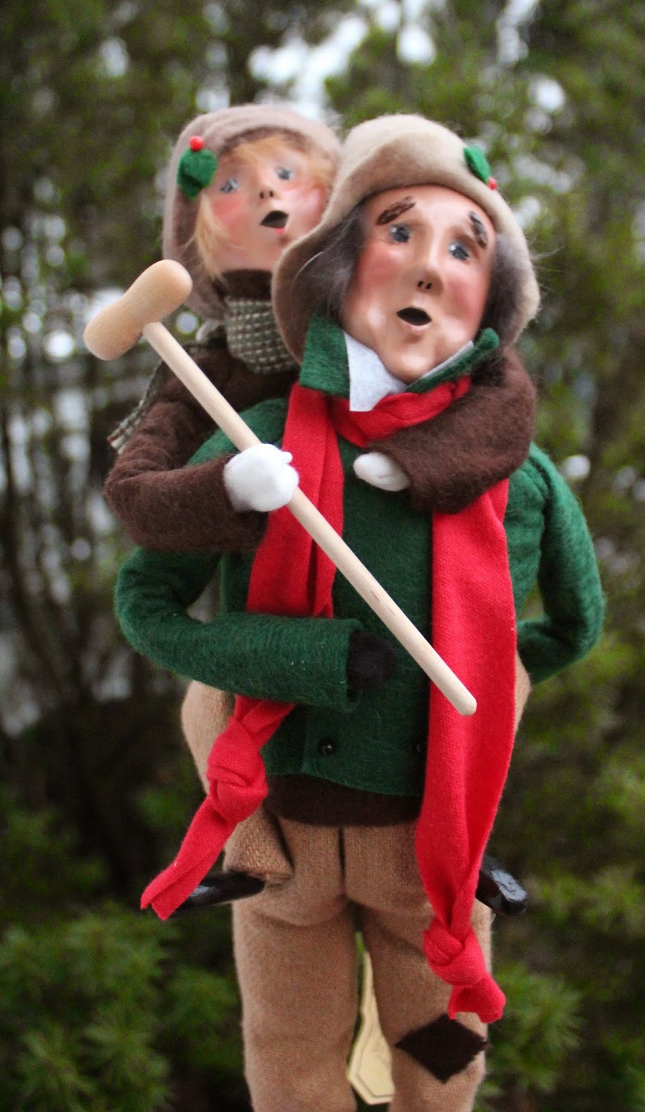 PLANET OF THE DOLLS: Doll-A-Day 330: Byers Carolers Bob Cratchit and ...