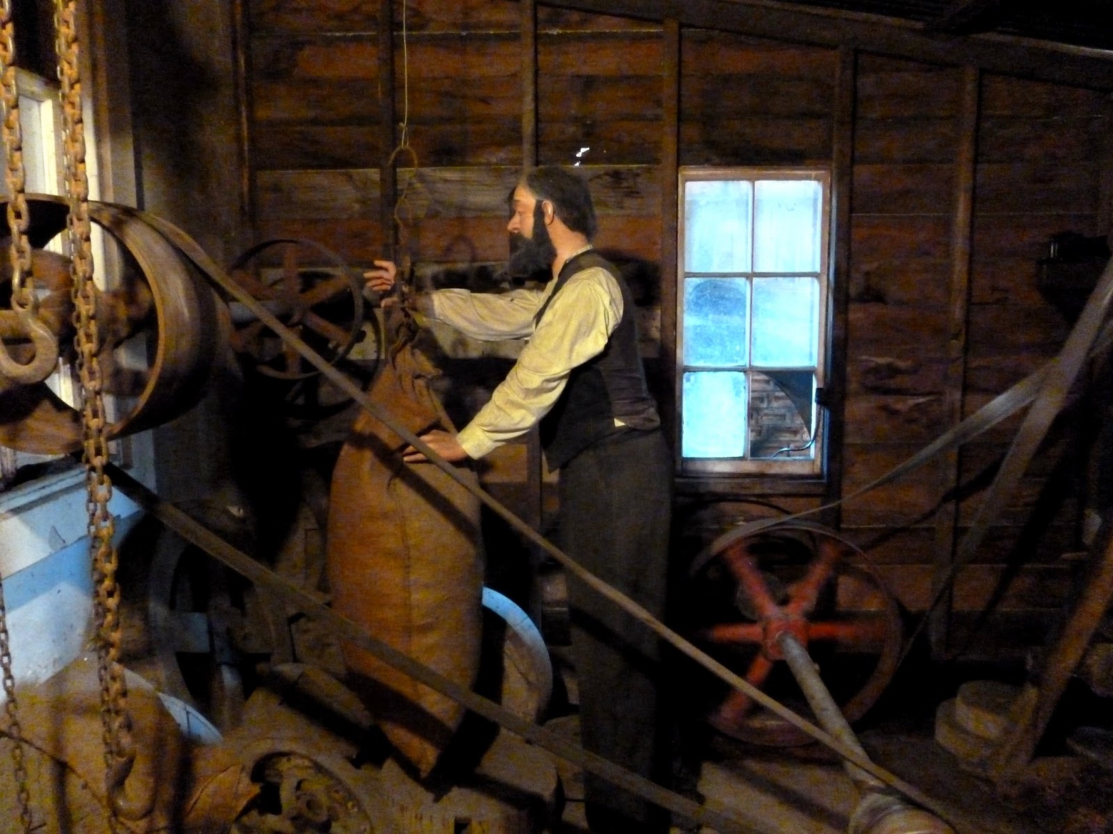 Dr Tony Shaw: Nigel Ogle's Tawhiti Museum, Hawera, New Zealand