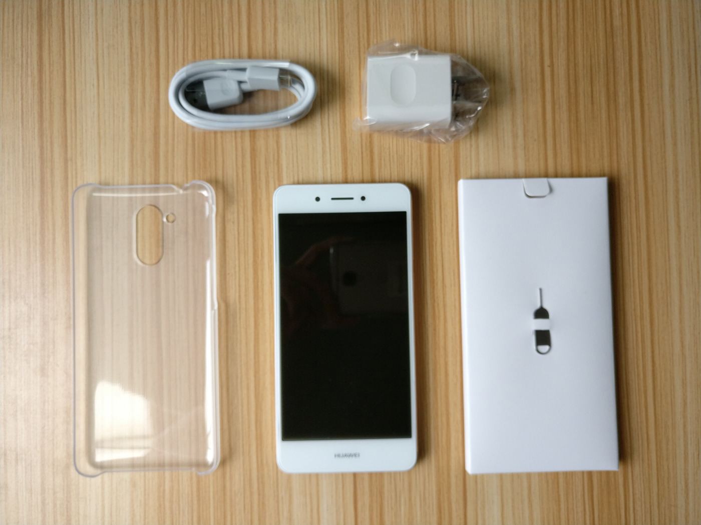 To2c.com Blog: HuaWei Enjoy 6S real life images, unboxing pictures ...