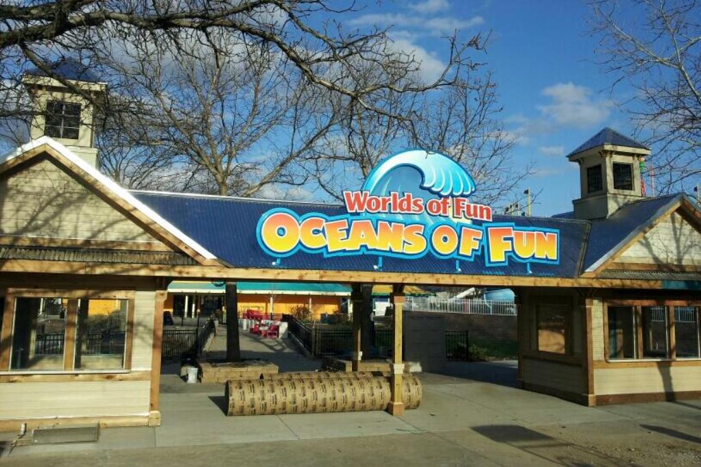 MidwestInfoGuide: Oceans of Fun Construction