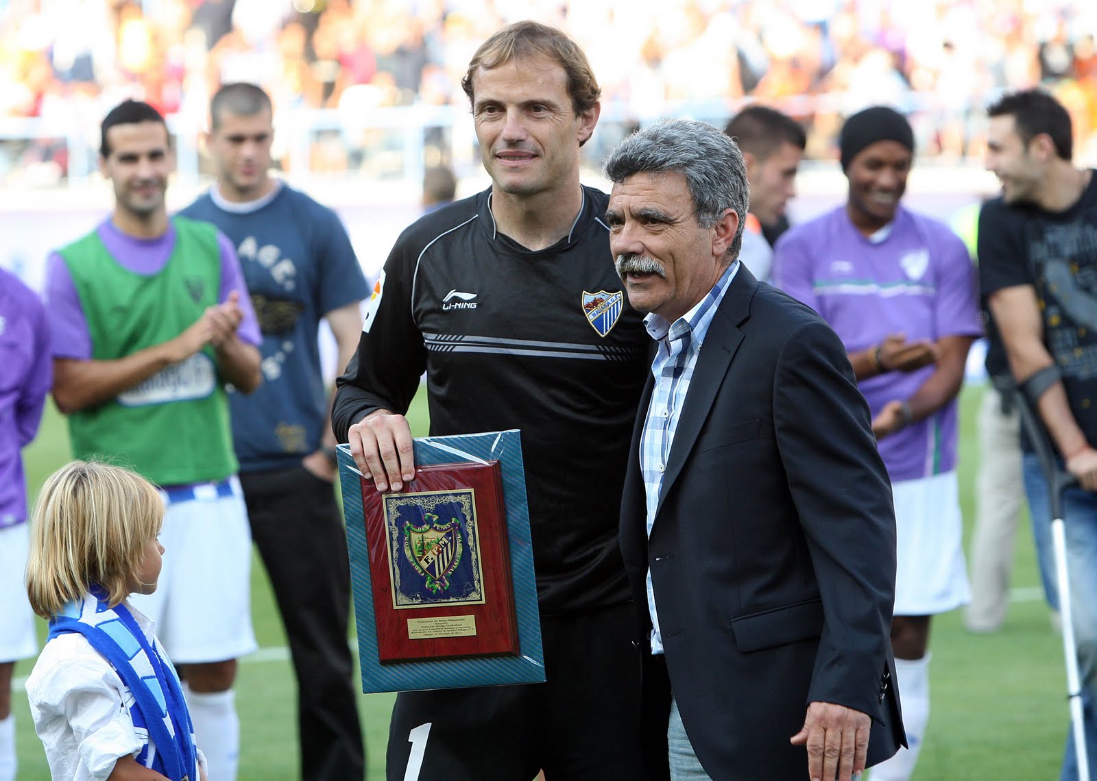 Noticias de la Federación de Peñas Malaguistas: Homenaje a Arnau