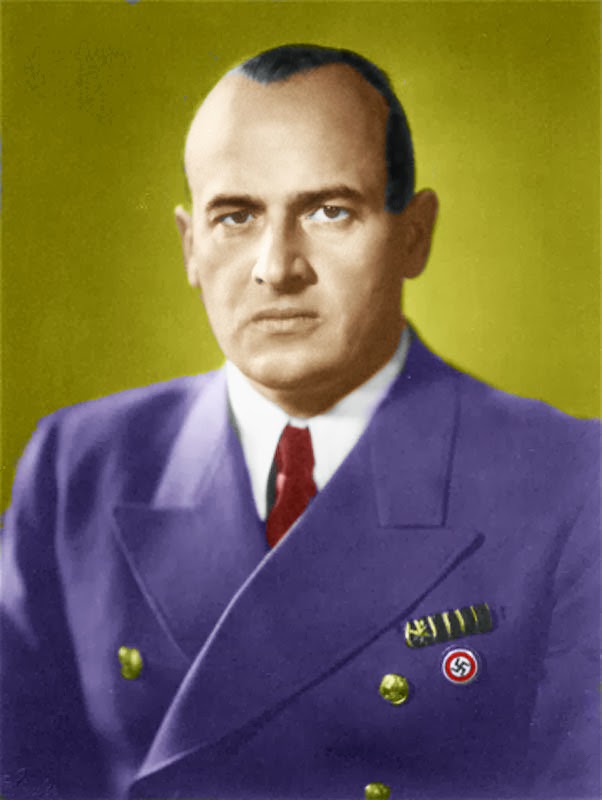 ESPEJO DE ARCADIA: HANS FRANK 1 (color): "Es la gran tarea que llevará ...