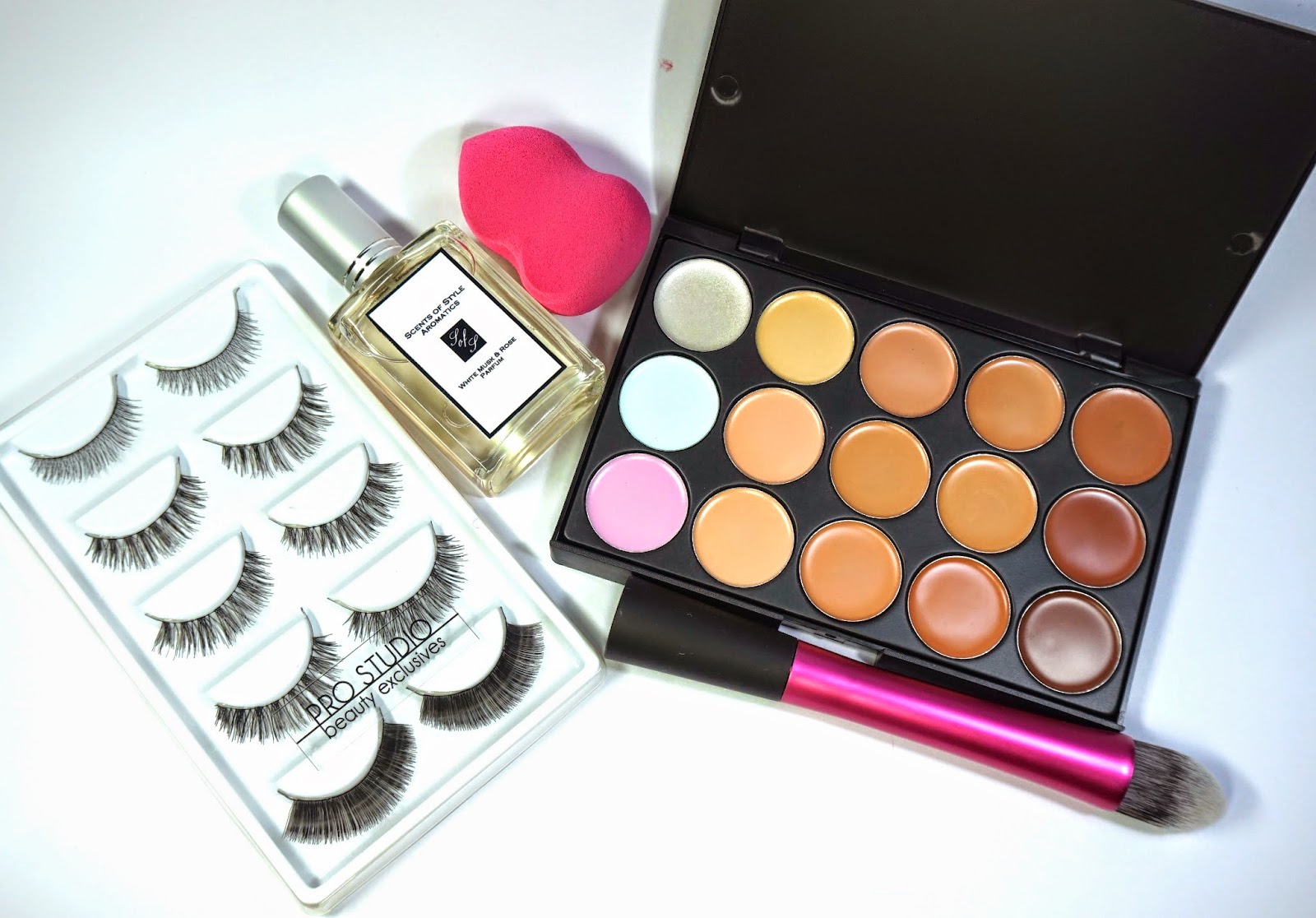 Hot, New Stuff from The Body Shop, Caronia, Glambox, and Robinsons ...