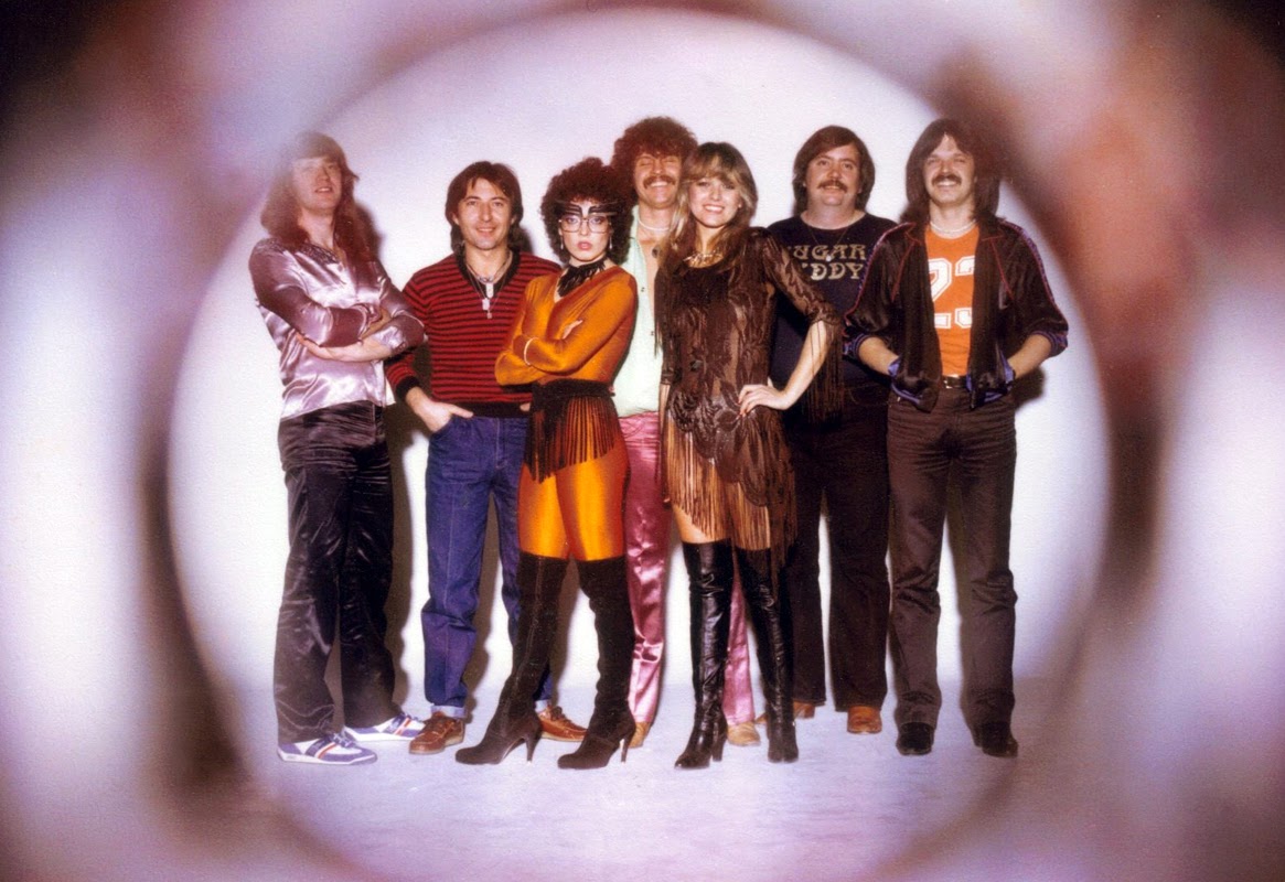 RÉGI IDŐK POPZENÉJE ARCHÍVUM: NEOTON FAMÍLIA